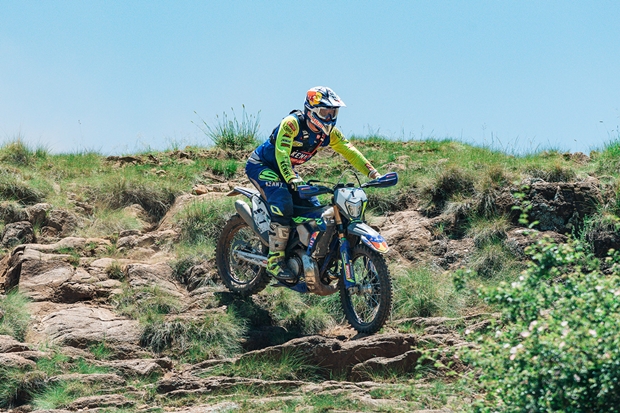 Wade Young logra su octava victoria en el "infierno" Roof of África ...